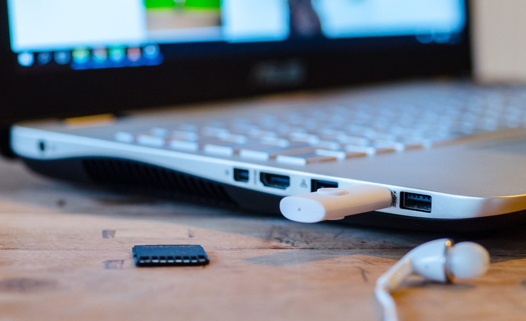 How to Mount USB Drives in Linux? [The Easy Way] - LinuxForDevices